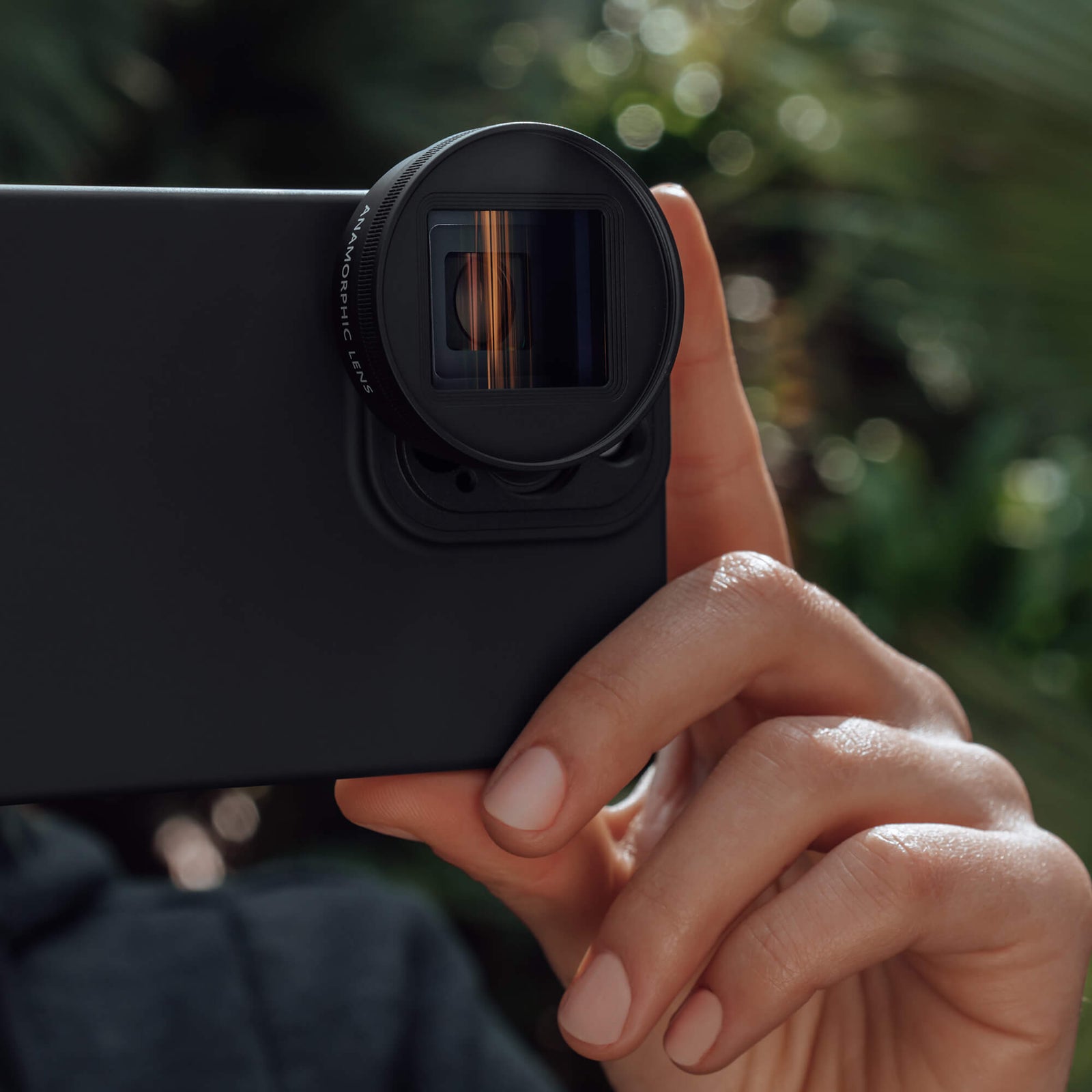 iPhone 16 Pro Anamorphic Lens - SANDMARC