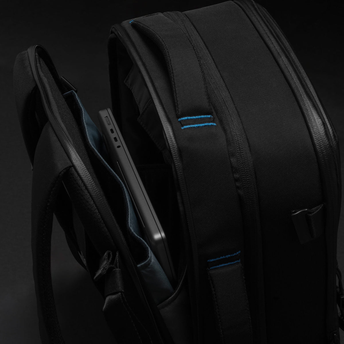 SANDMARC Travel Backpack