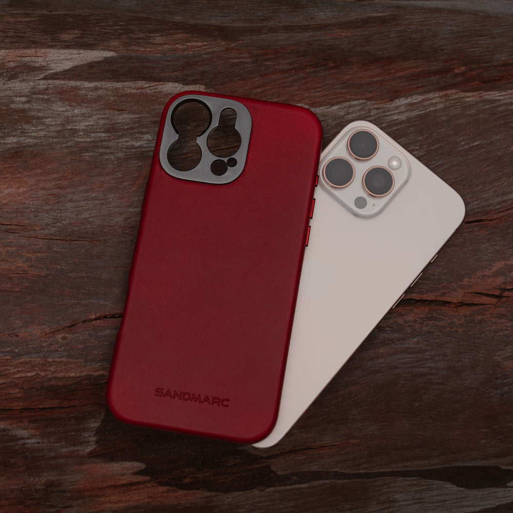 iPhone 16 Pro Leather Case | Red - SANDMARC