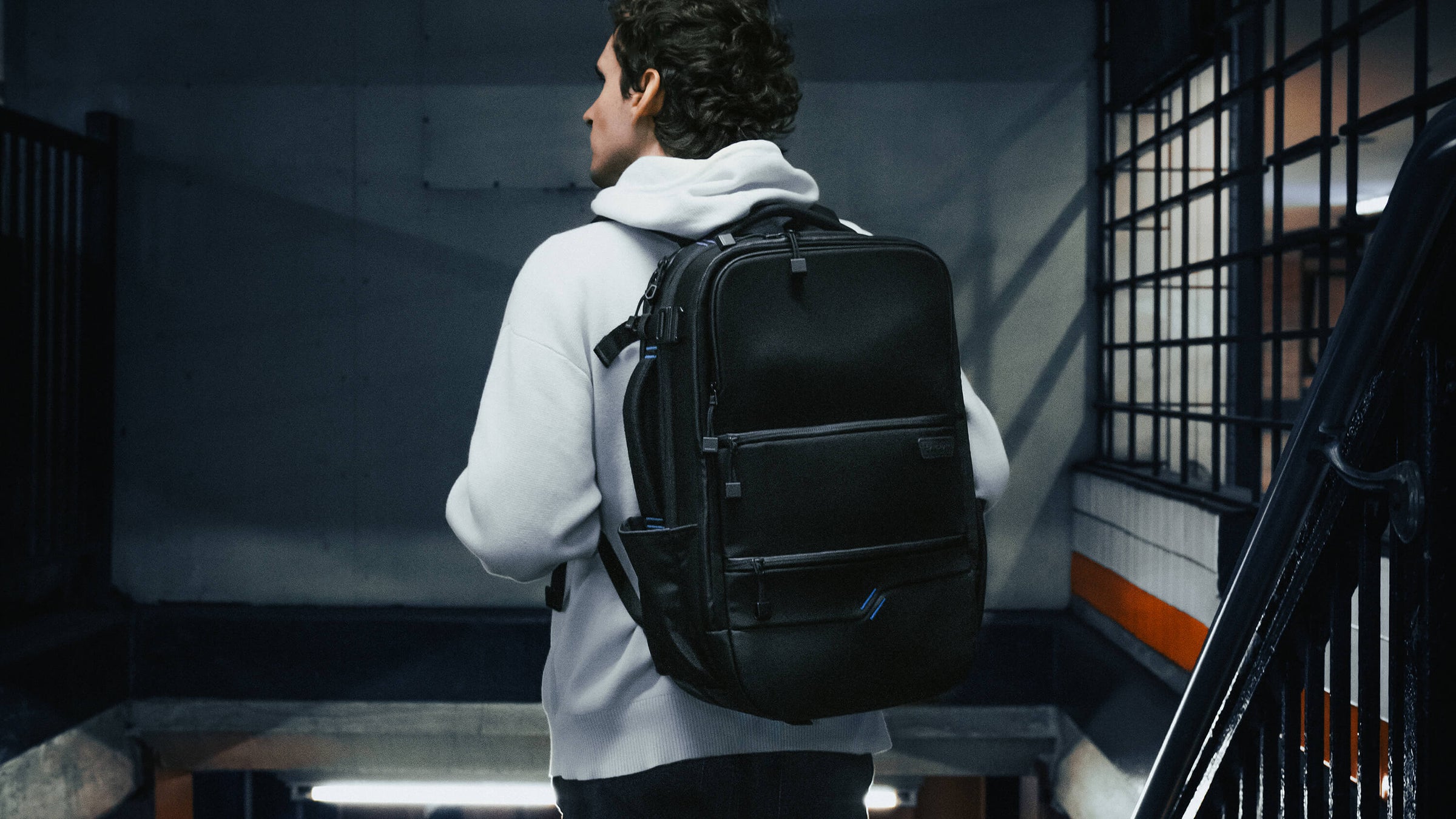 SANDMARC Travel Backpack