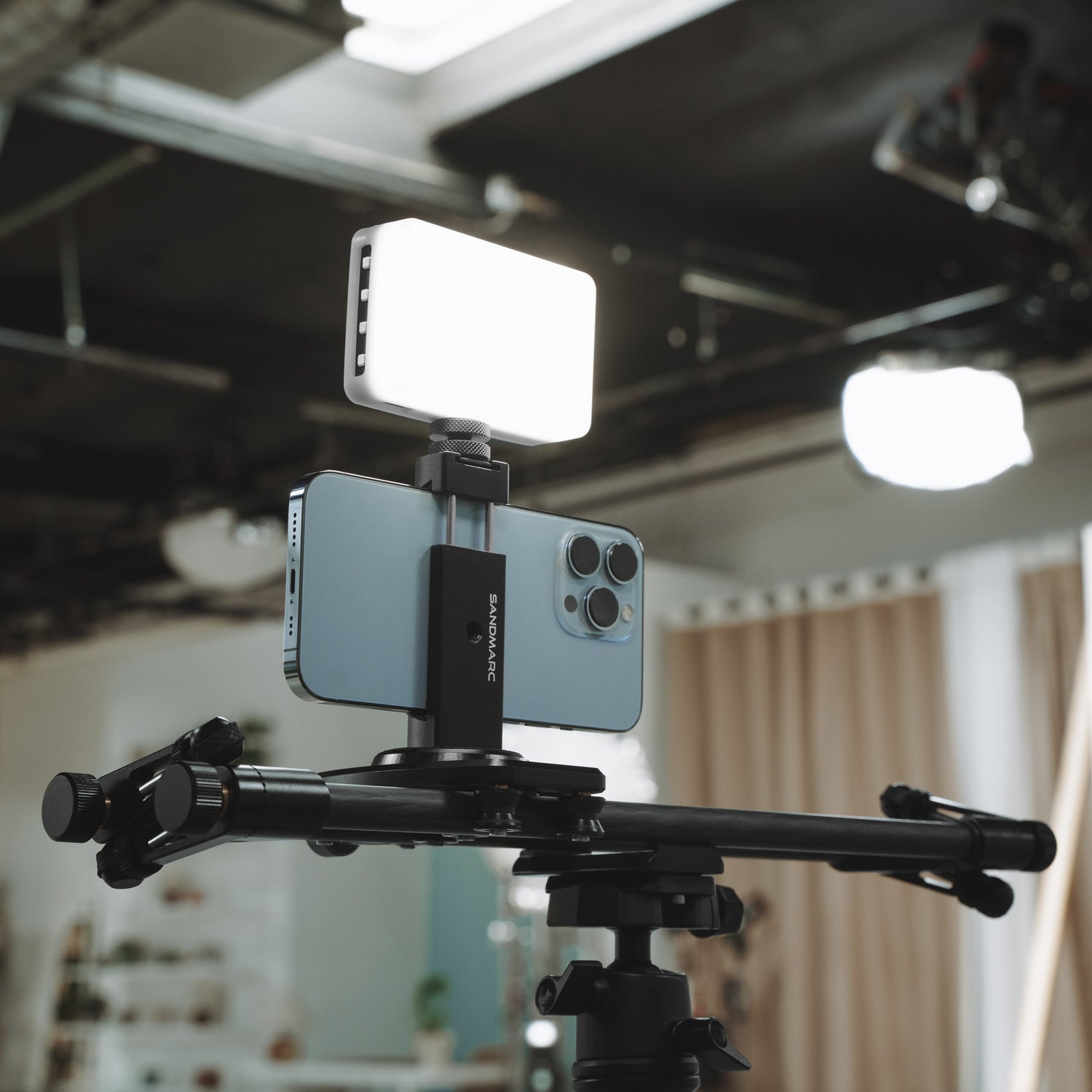 Cinema Slider - iPhone