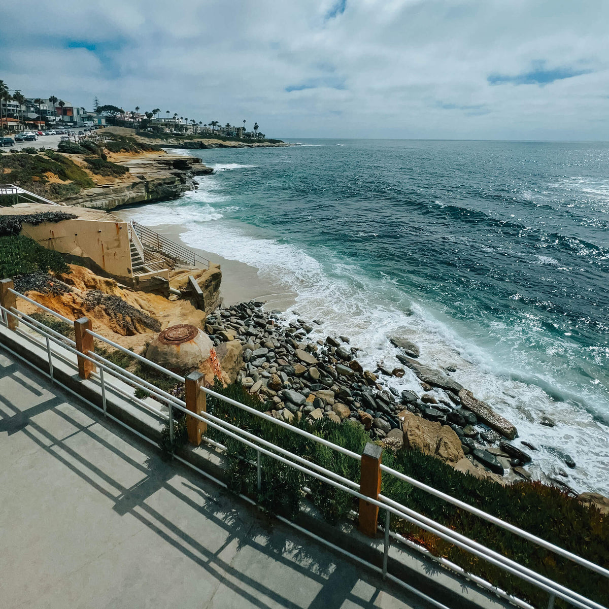 SANDMARC Pole - Film Edition: iPhone Monopod (Stick)